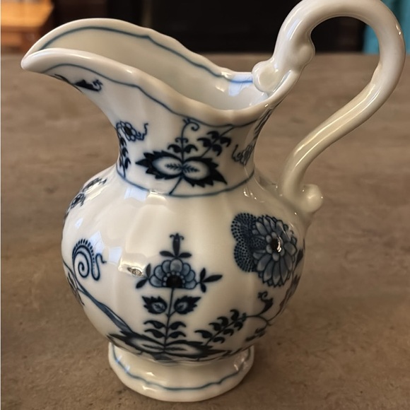 Dining | Vintage Blue Danube Japan Small 6 Milkcream Pitcher Blue Onion ...